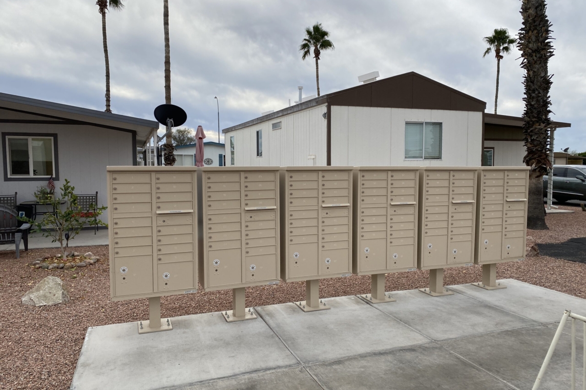 55+ RV Resort in Apache Junction | Sierra Leone Mobile Home Park