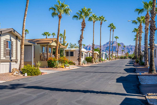 55+ RV Resort in Apache Junction | Sierra Leone Mobile Home Park